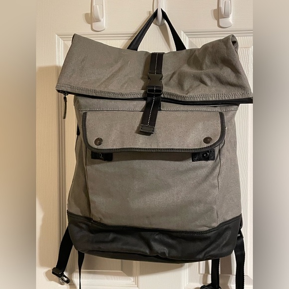 Levi's | Bags | Levis Commuter Flapover Rolltop Backpack Biking Laptop ...